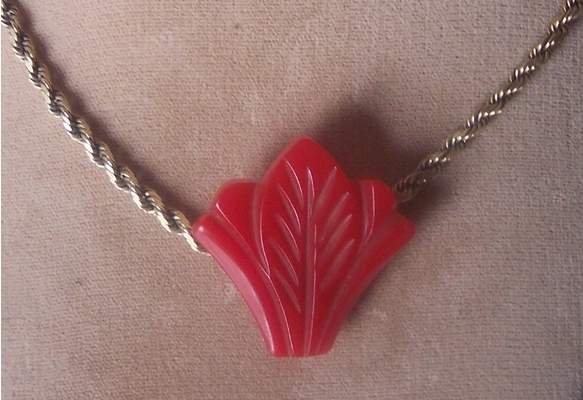 Collecting Bakelite on a budget - Cause A Frockus » Cause A Frockus